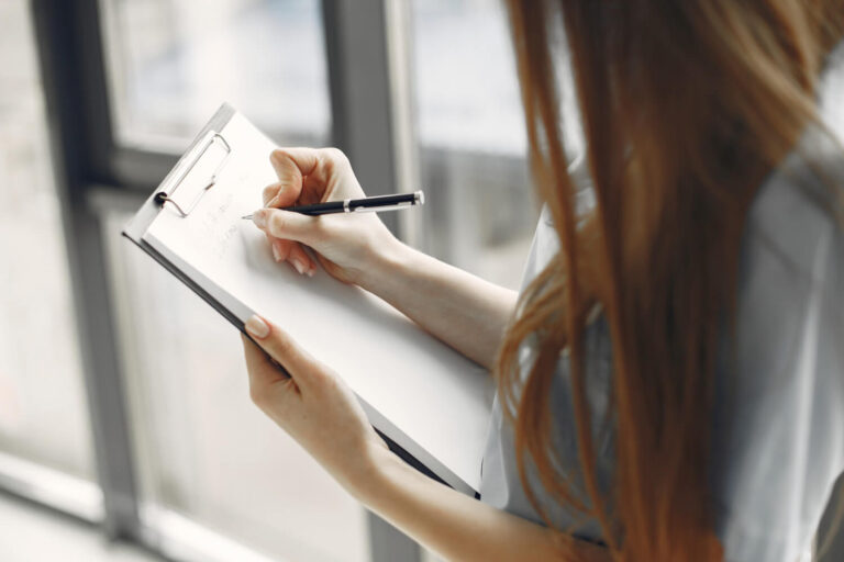 Client Onboarding 101: The Ultimate Handbook for Coaches | upcoach coaching platform